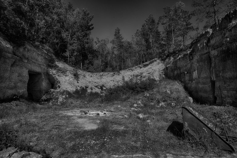 Lost places: Third Reich Ruins - REIMAHG Messerschmitt Me 262 ...